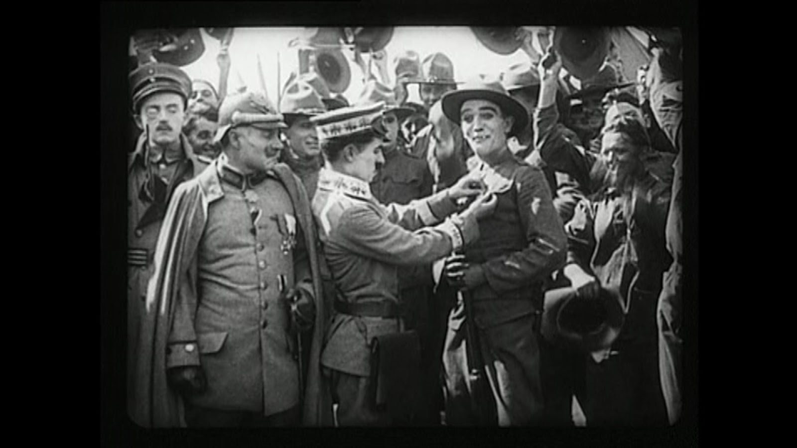 Cinésium Le Blog: Charlot soldat: la contribution de Chaplin à l'effort ...
