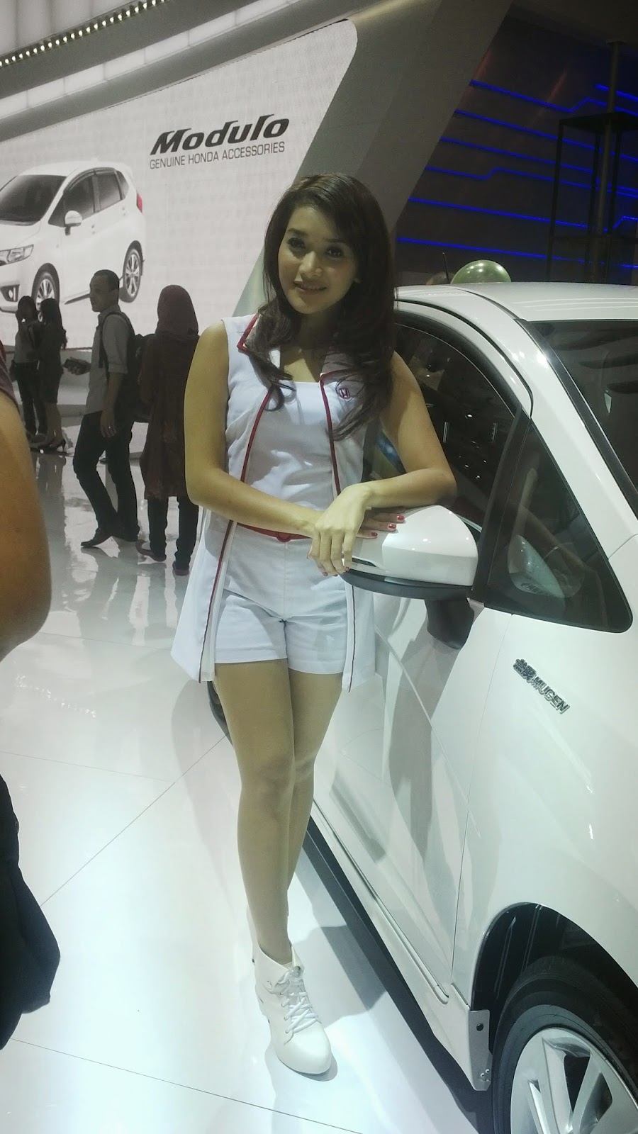 pameran mobil - IIMS - GIIAS: FOTO SPG IIMS 2014 part 2