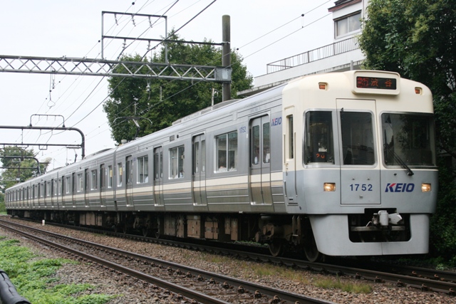Tokyo Railway Labyrinth: EMU Keio 1000 Series, New Rainbow Colored Trains