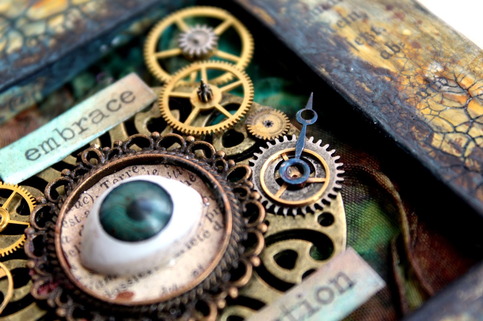 Laurart: Eye See Everything