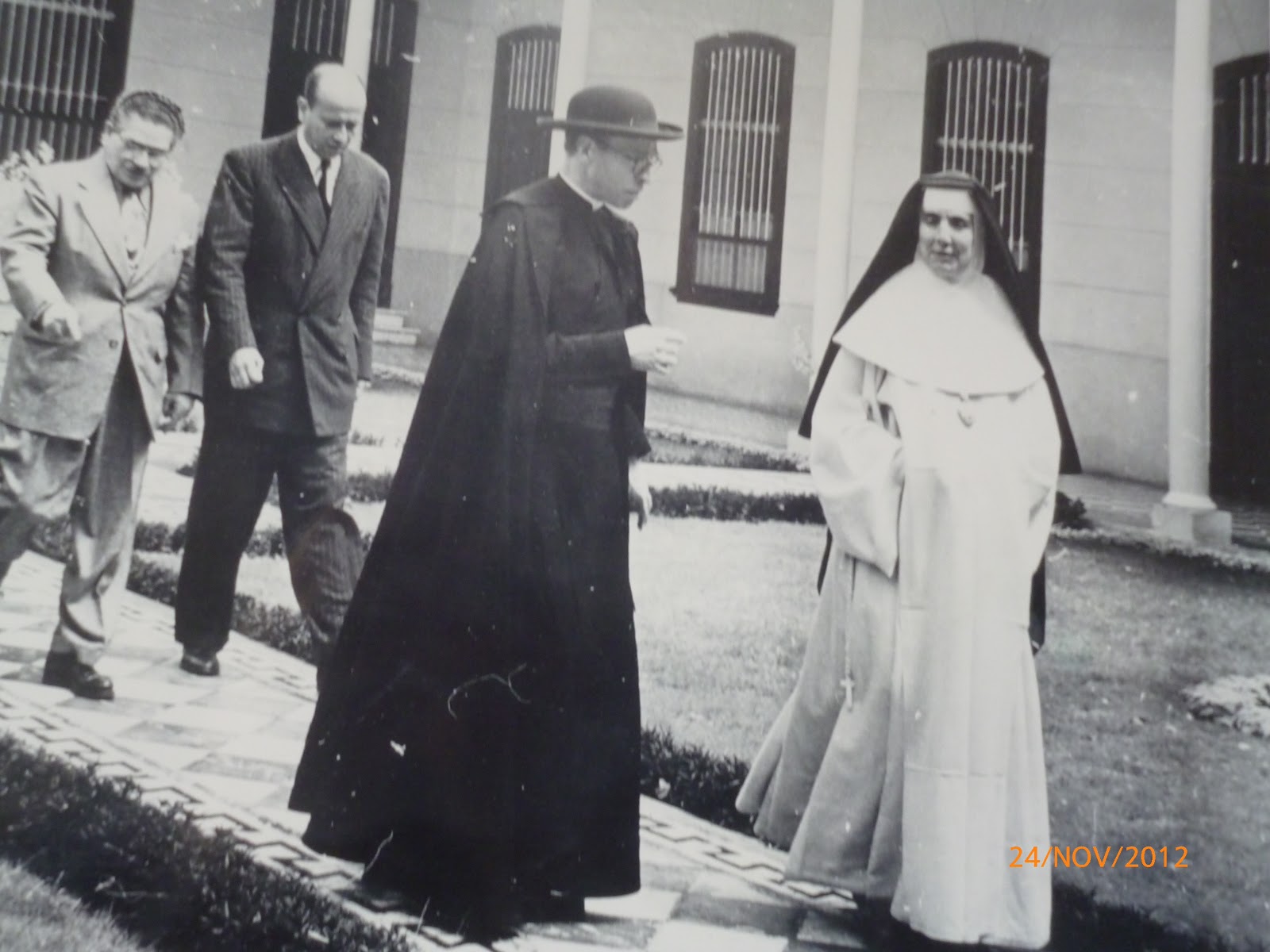 Vida Religiosa: Historia