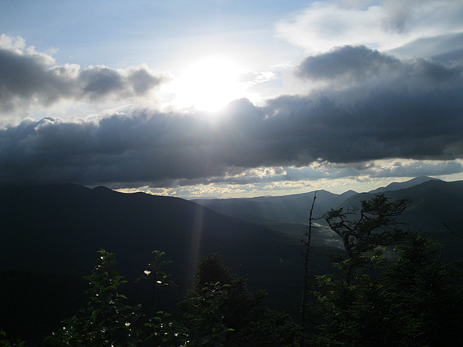 Hiking in the White Mountains: Pemi Loop: Half Run / Half Hike