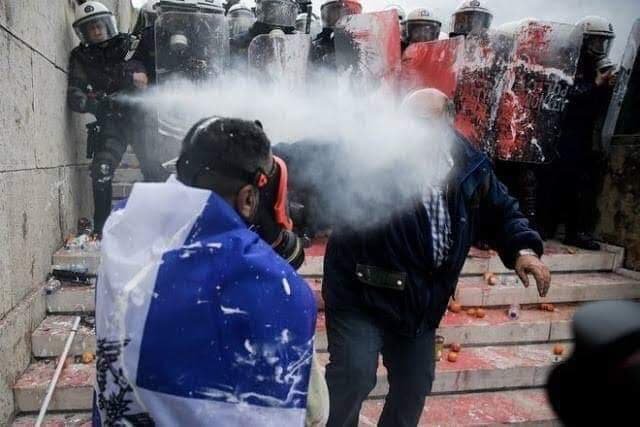 ΕΣΧΑΤΗ ΓΡΑΜΜΗ ΑΝΑΣΧΕΣΕΩΣ: ΠΟΛΛΑ ΕΙΠΑΜΕ...