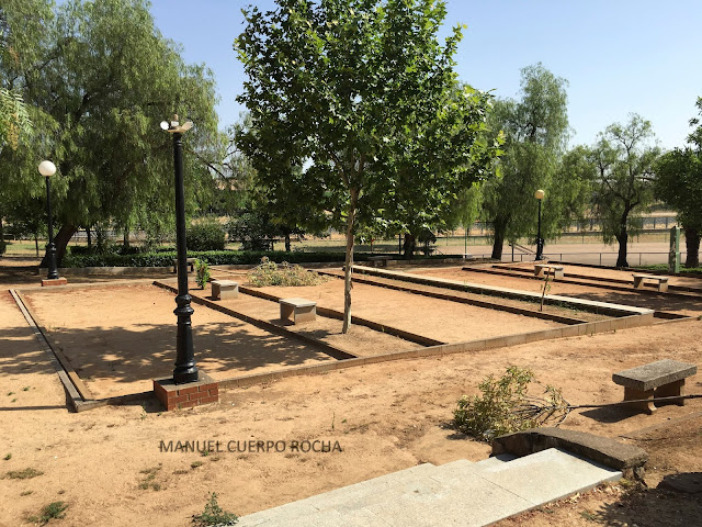 PARQUE MUNICIPAL DE MONTIJO: 5.PARQUE MUNICIPAL. ORNAMENTOS E ...