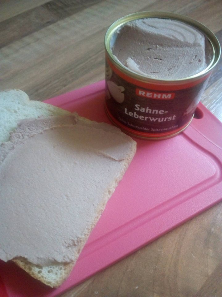 Brigitte´s Testseite: Rehm-Es geht um die Wurst