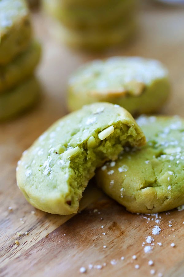 [Japanese Recipes] Matcha Cookies with Almond - All Asian Recipes For You