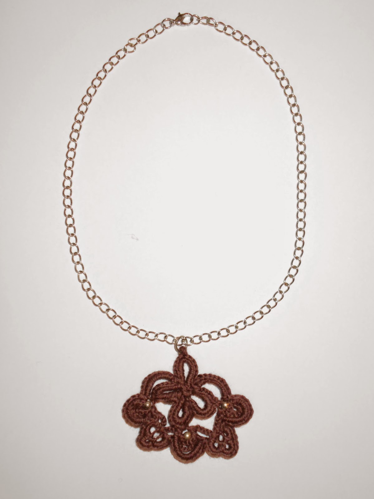 Eda HM: Coliere crosetate