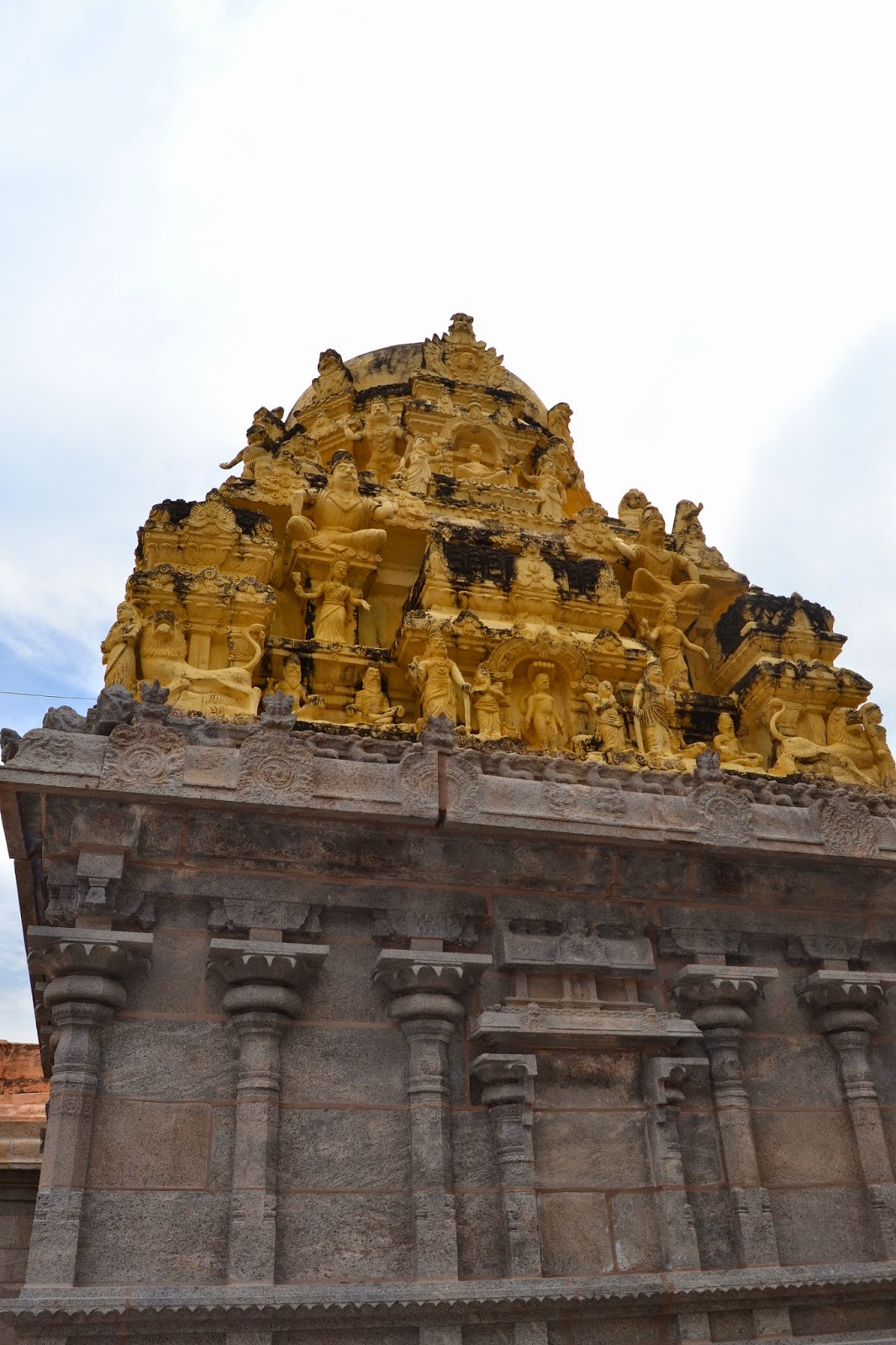 Tamilnadu Tourism: Adhinathar Jain Temple, Poondi, Arani, Thiruvannamalai