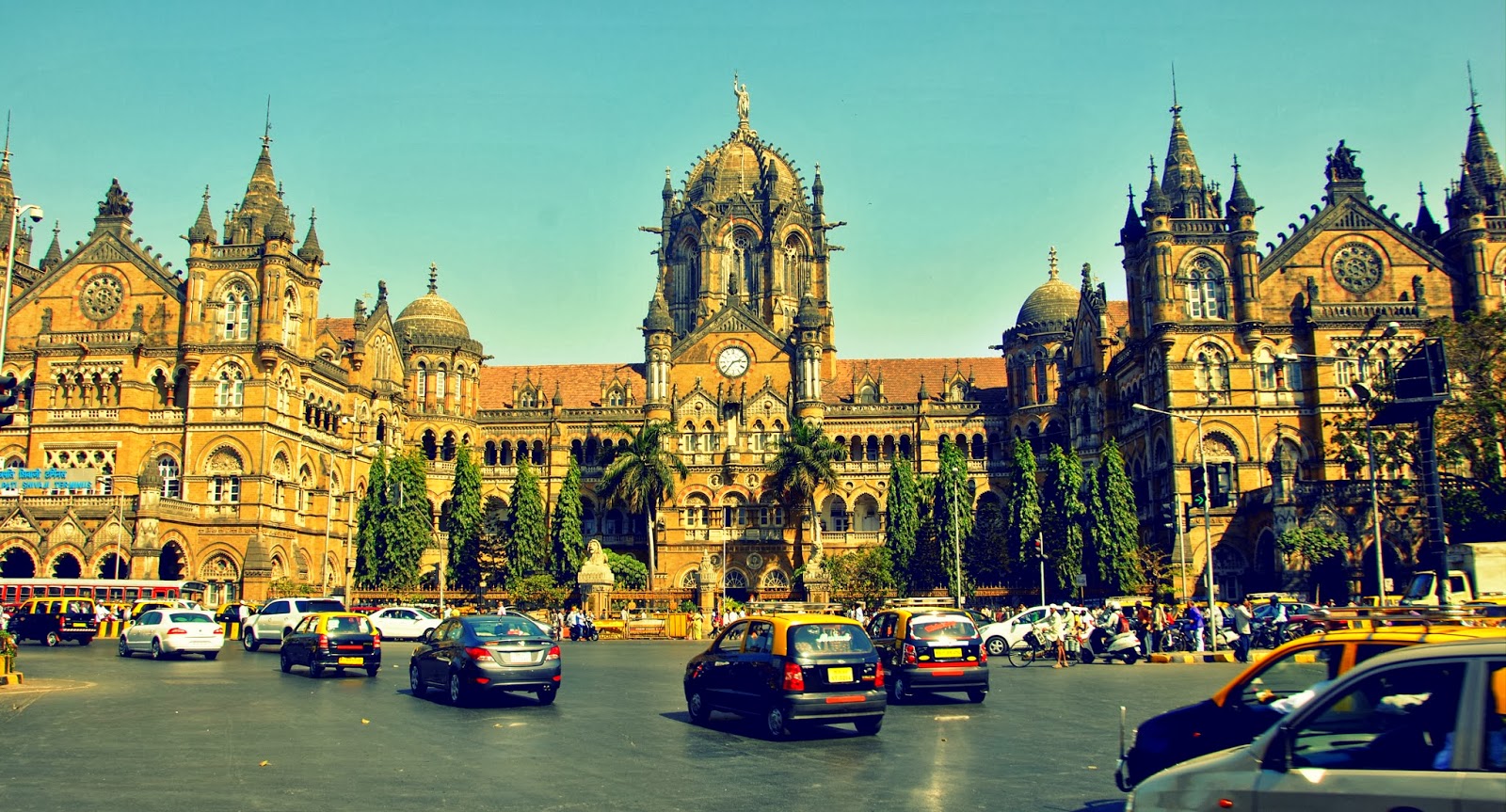 Domina w Indiach: Mumbaj