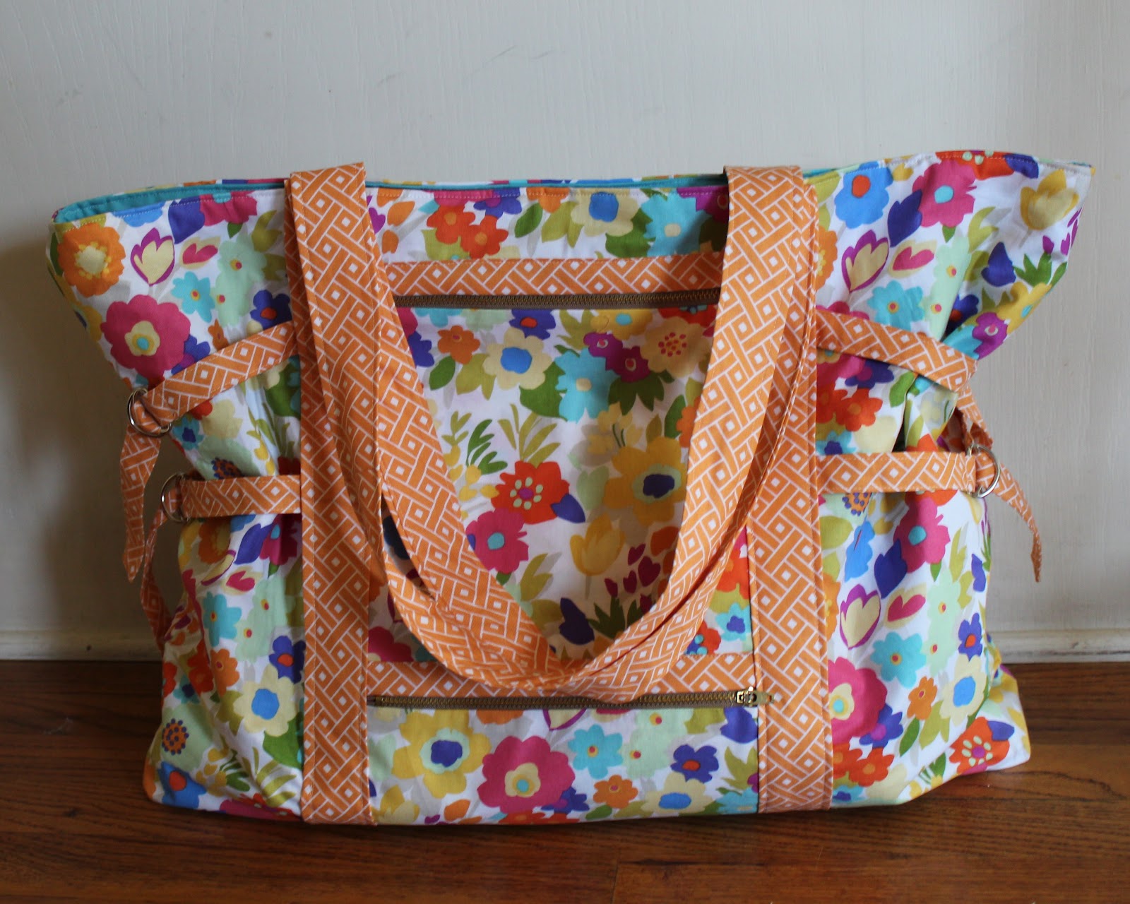 Purse Palooza :: Pattern Review: Anna Maria Horner Art Student Tote ...