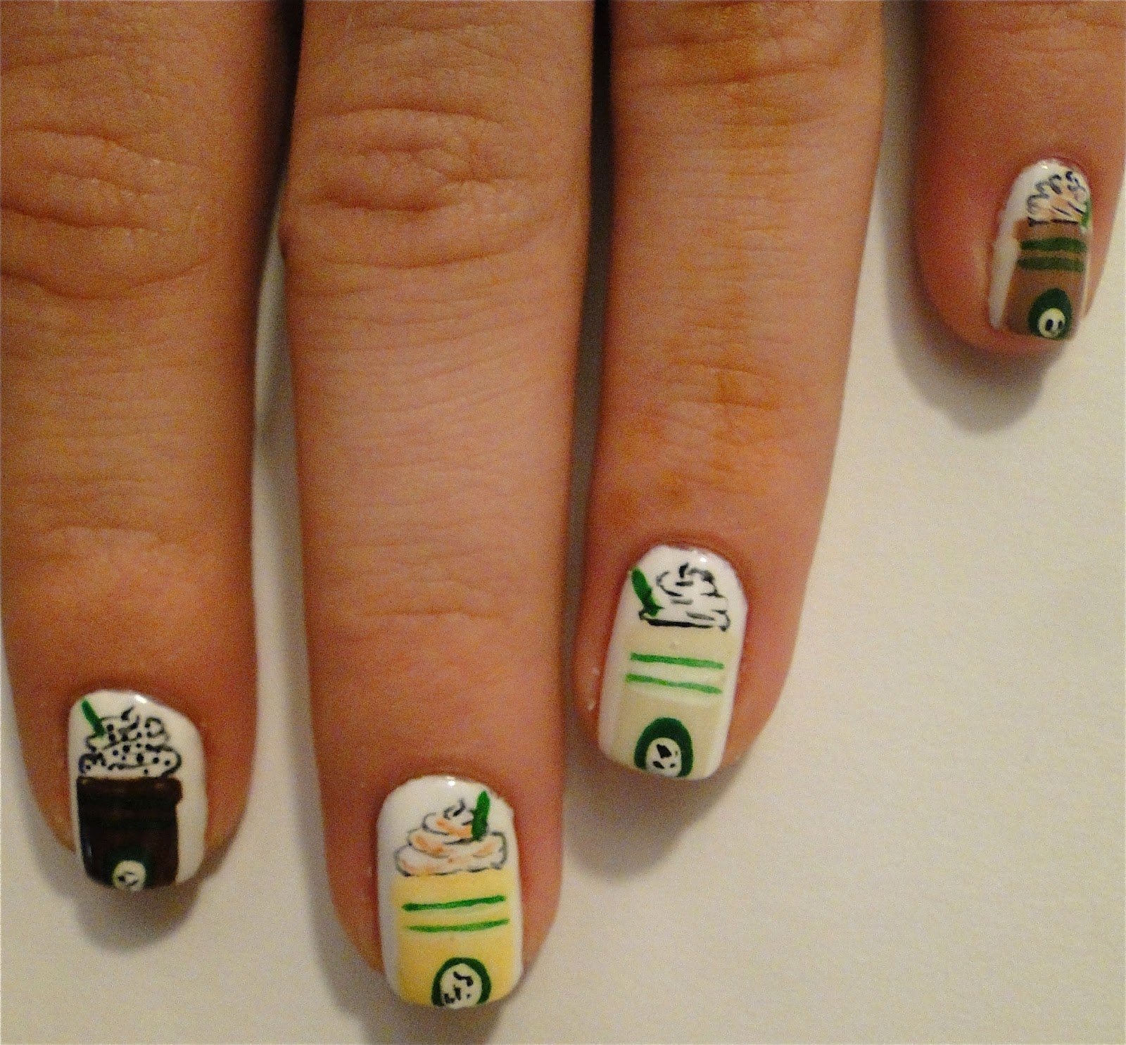 WeeklyWackyNails: Starbucks Nail Art