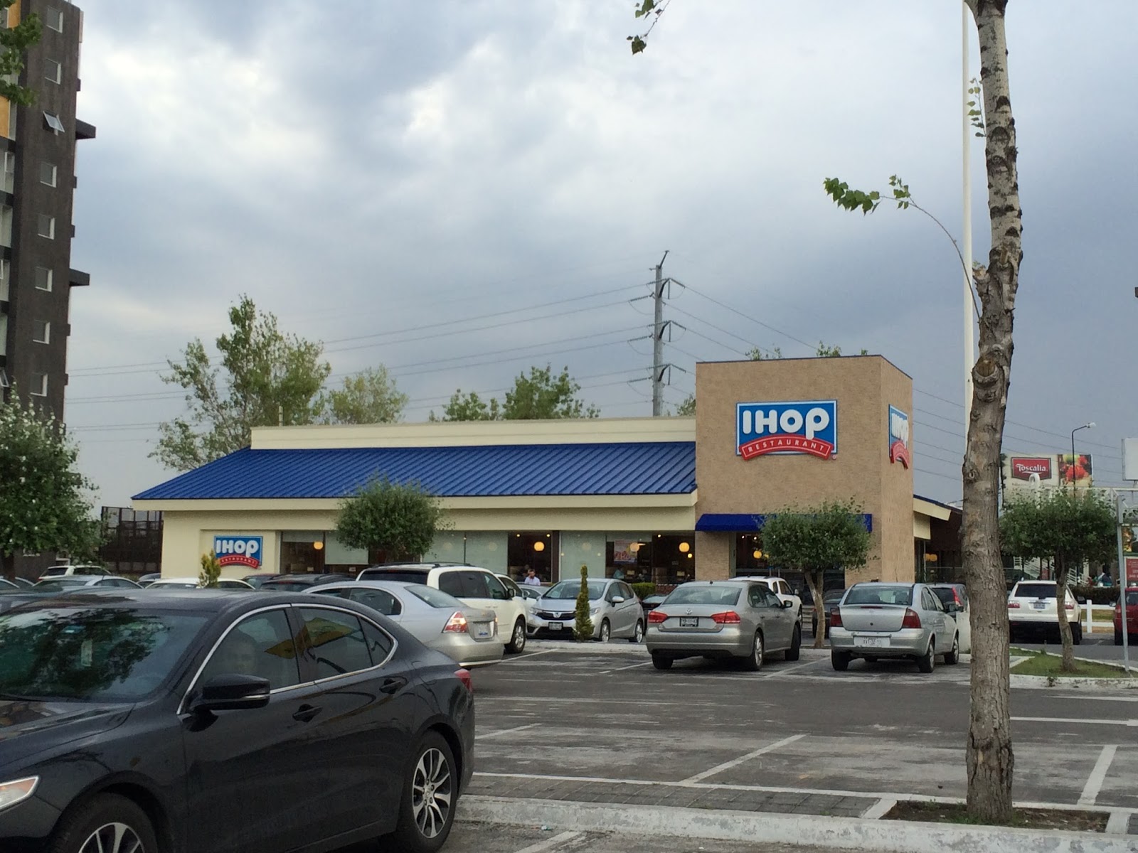 The Wakefields in Mexico: IHOP