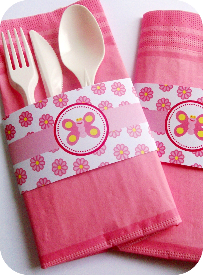 Goosie Girl: Napkin/Silverware Place Setting Goosie Girl: Napkin/Silverware Place Setting
