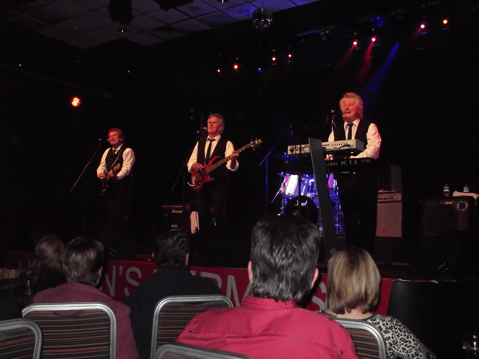 Hermans Hermits featuring Barry Whitwam show @ kedron Wavell Services Club