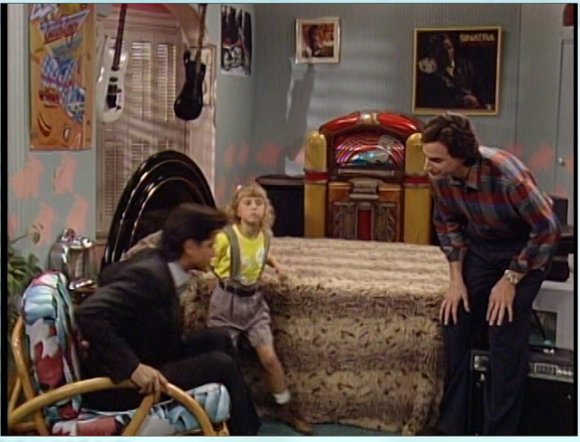 Simmer Sammie: Full House- Cast and Residence