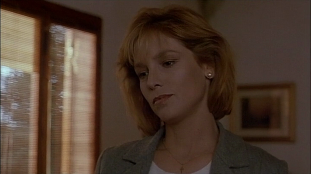 Zebradelic: Kelly Curtis in La Setta