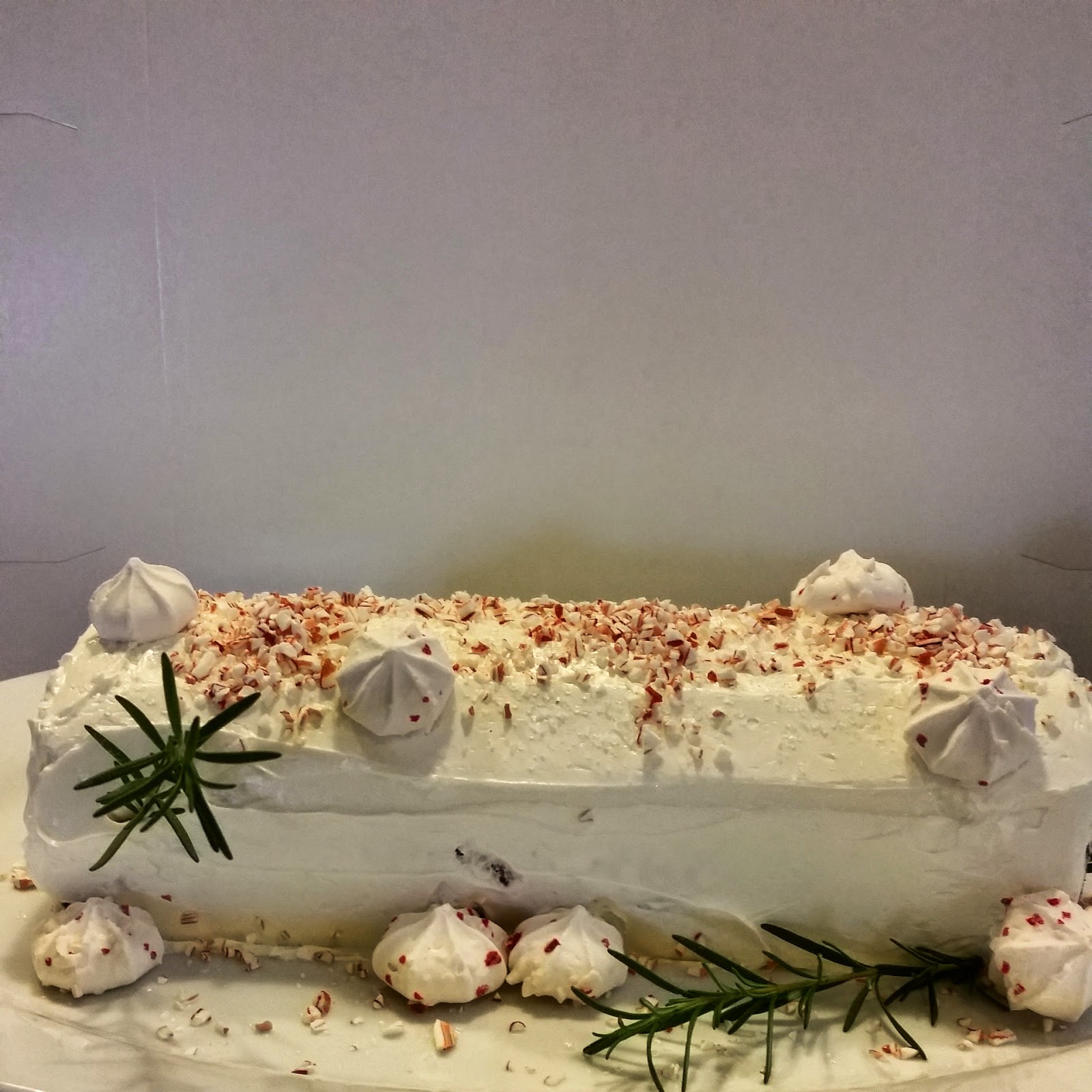 a moon, worn as if it had been a shell: Buche Wiped