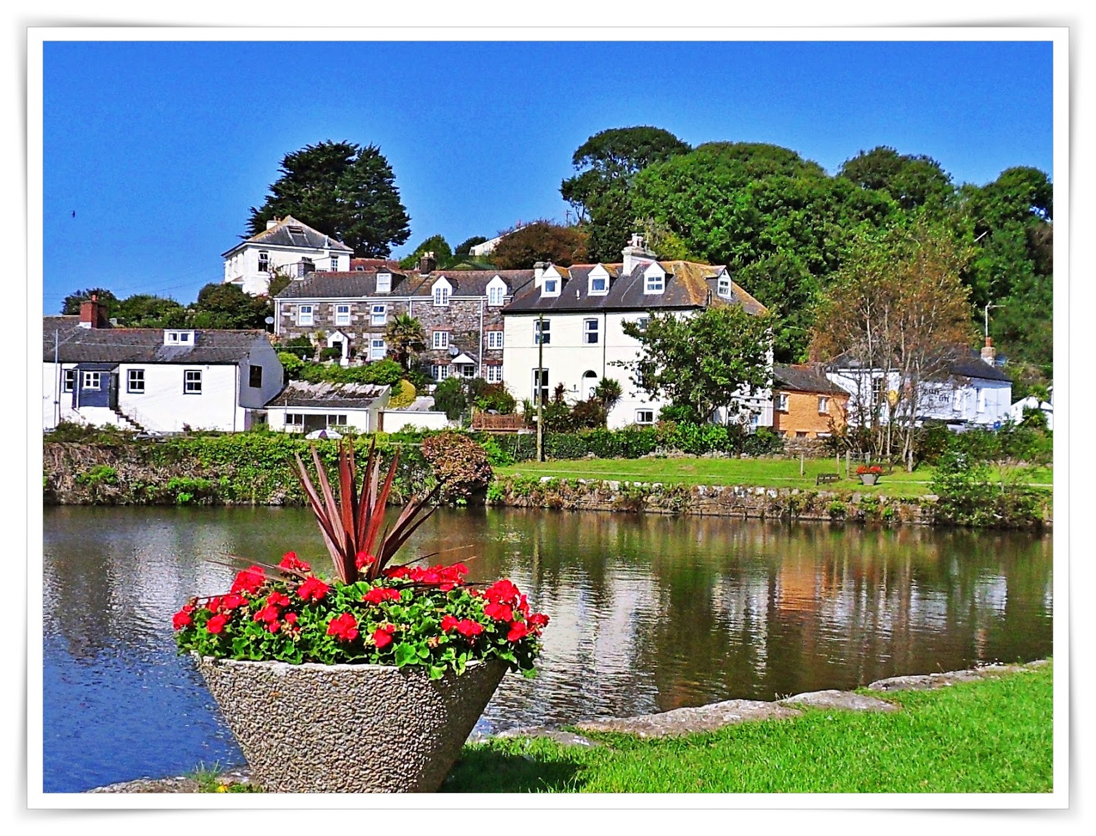 Mike's Cornwall: PENTEWAN, CORNWALL: COMPARING HOW IT LOOKED IN 1900 ...