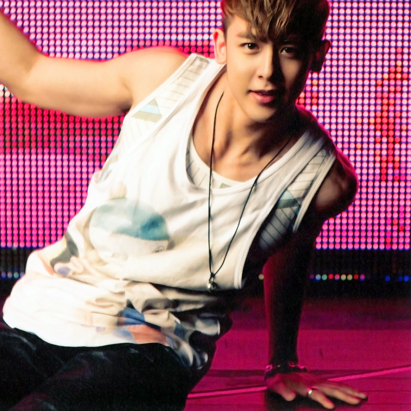 Everything About 2PM: [Poster] 2PM Hands Up Photobook Special Edition