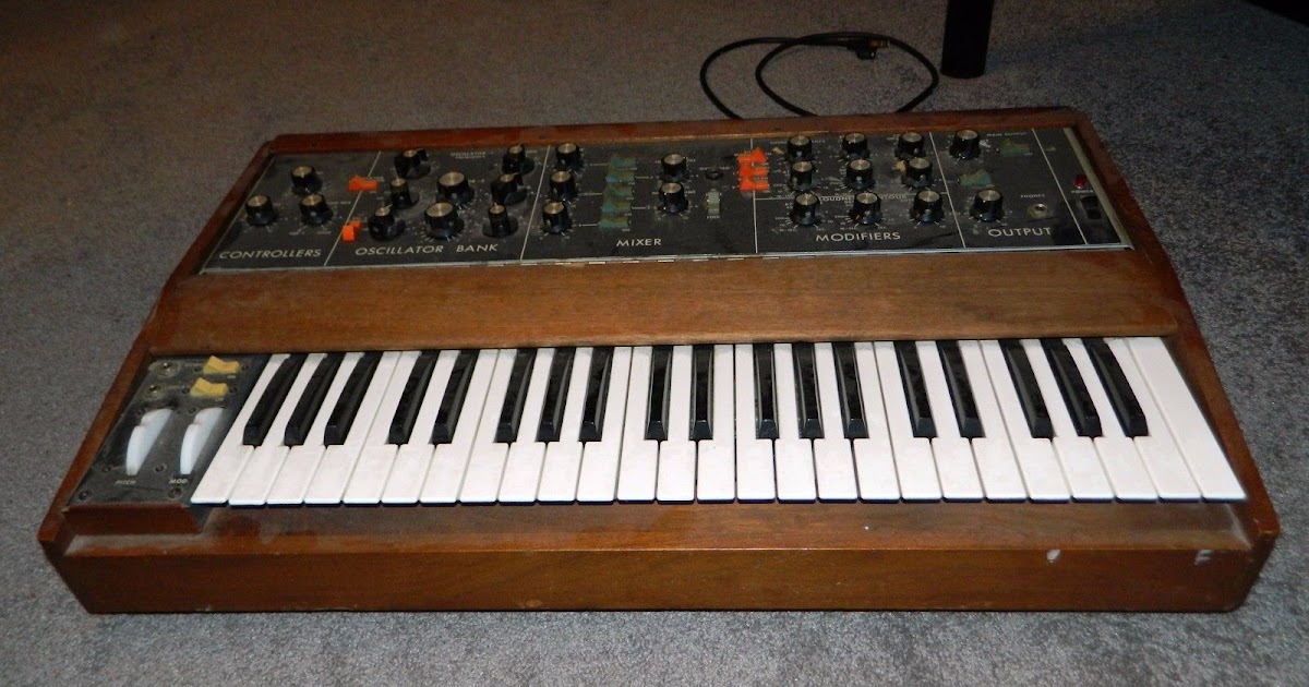 MATRIXSYNTH: Vintage Minimoog Synthesizer Model D Serial No. 2822