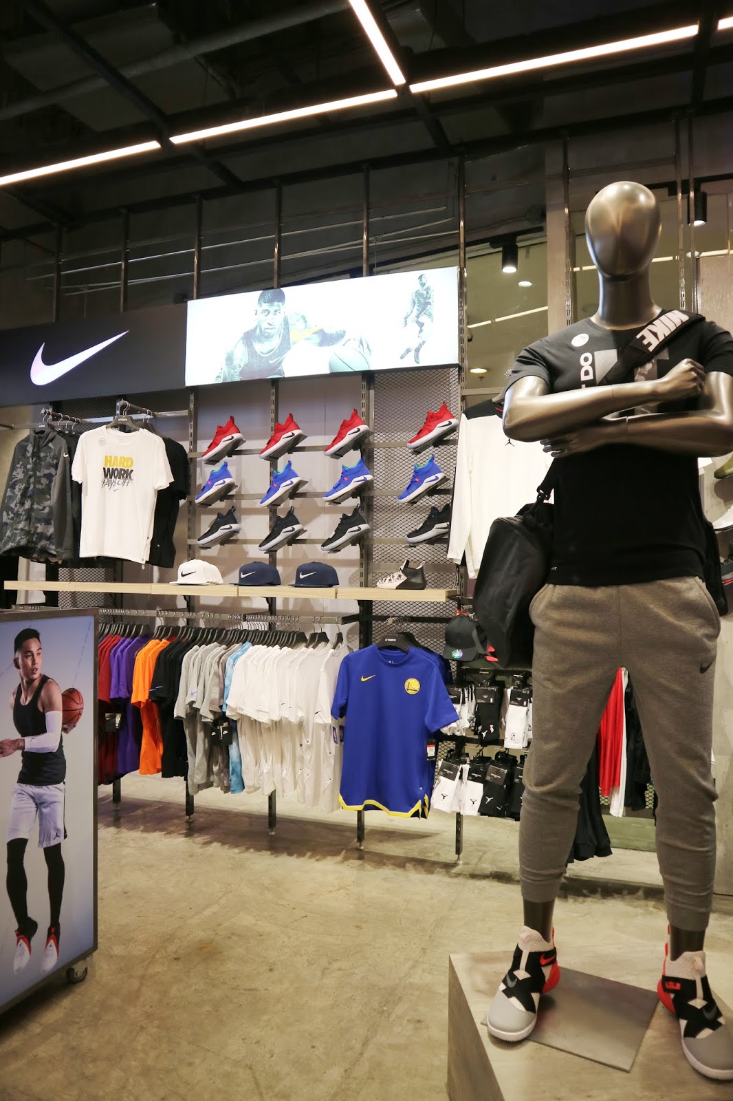 Toby's Sports Flagship Store in BGC! - ARTSY FARTSY AVA