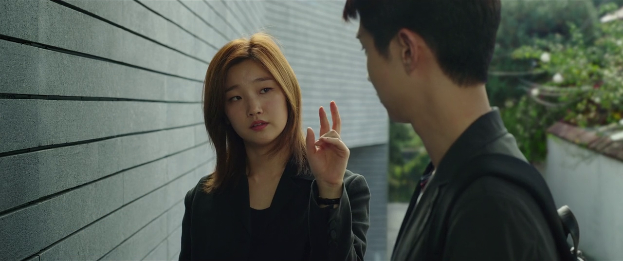 Watching Asia Film Reviews: Parasite (2019) [Film Review]