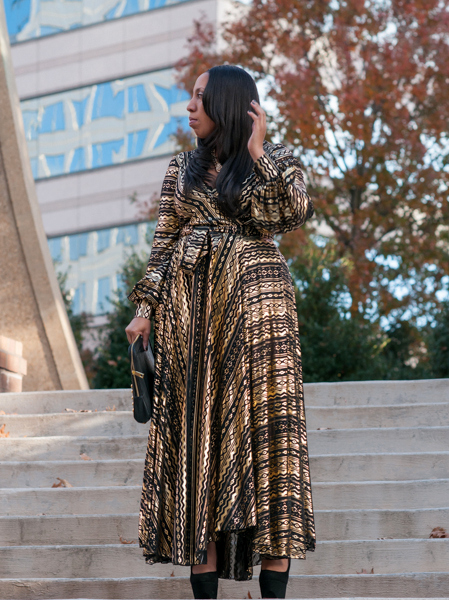 Fancy Curves: "24 Karats"