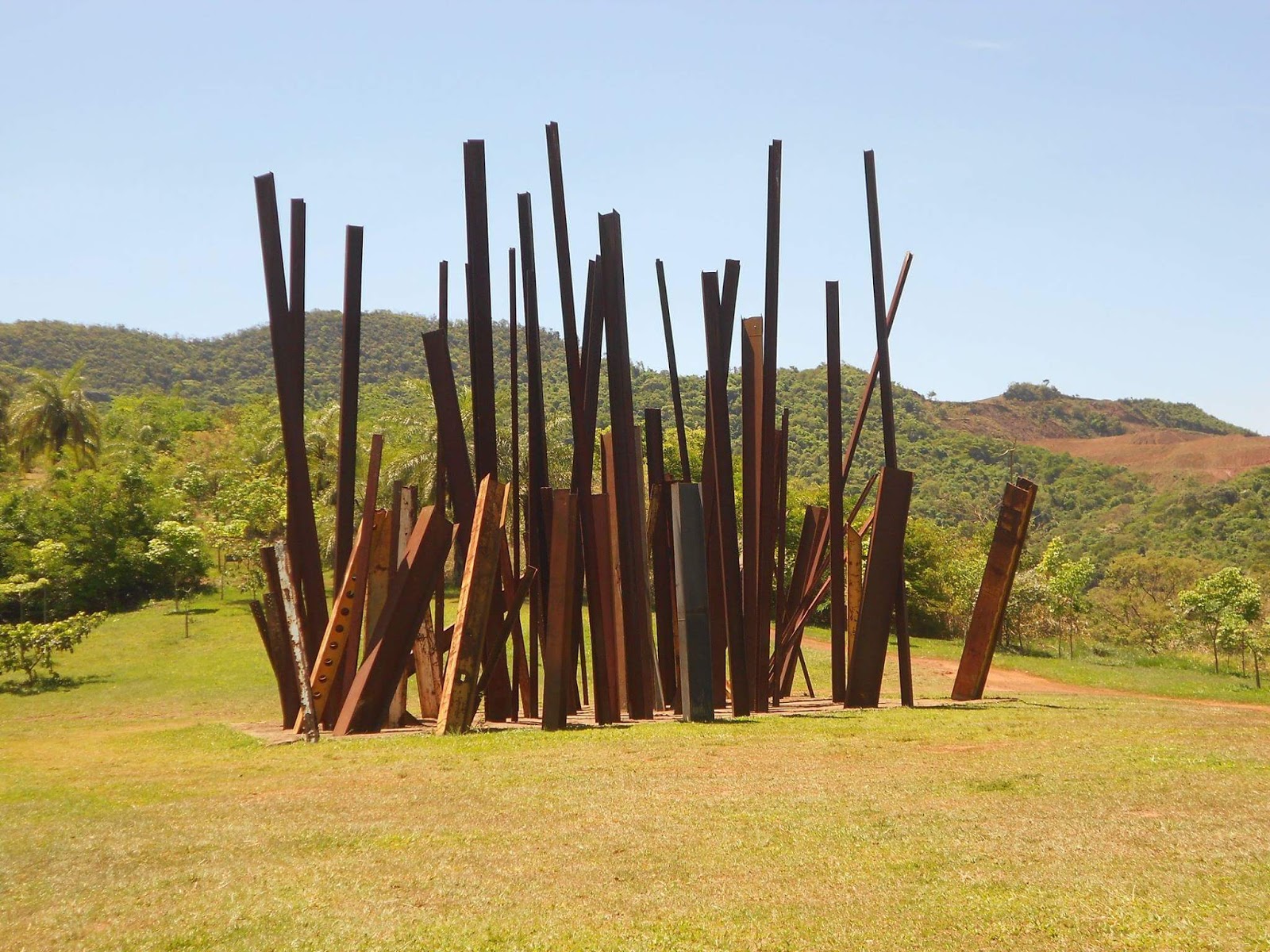 Inhotim: dicas de viagem - Felipe, o pequeno viajante