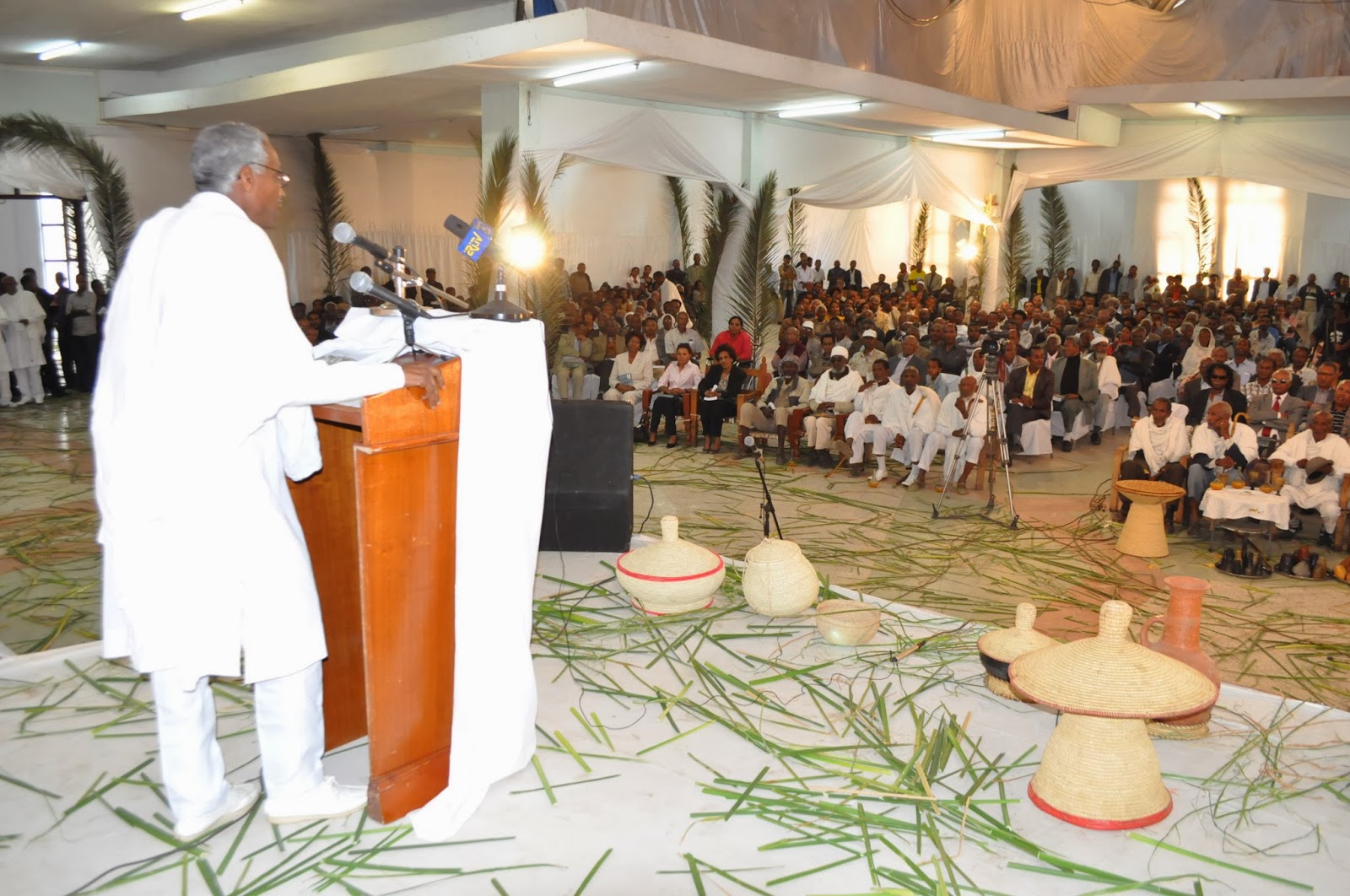 Issayas' blog (መኣዲ ኢሳያስ) Welcome ንቐደም በሉ: A Conversation with Solomon ...