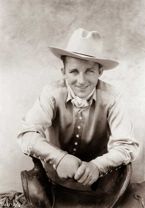 A TRIP DOWN MEMORY LANE: BORN ON THIS DAY: BING CROSBY