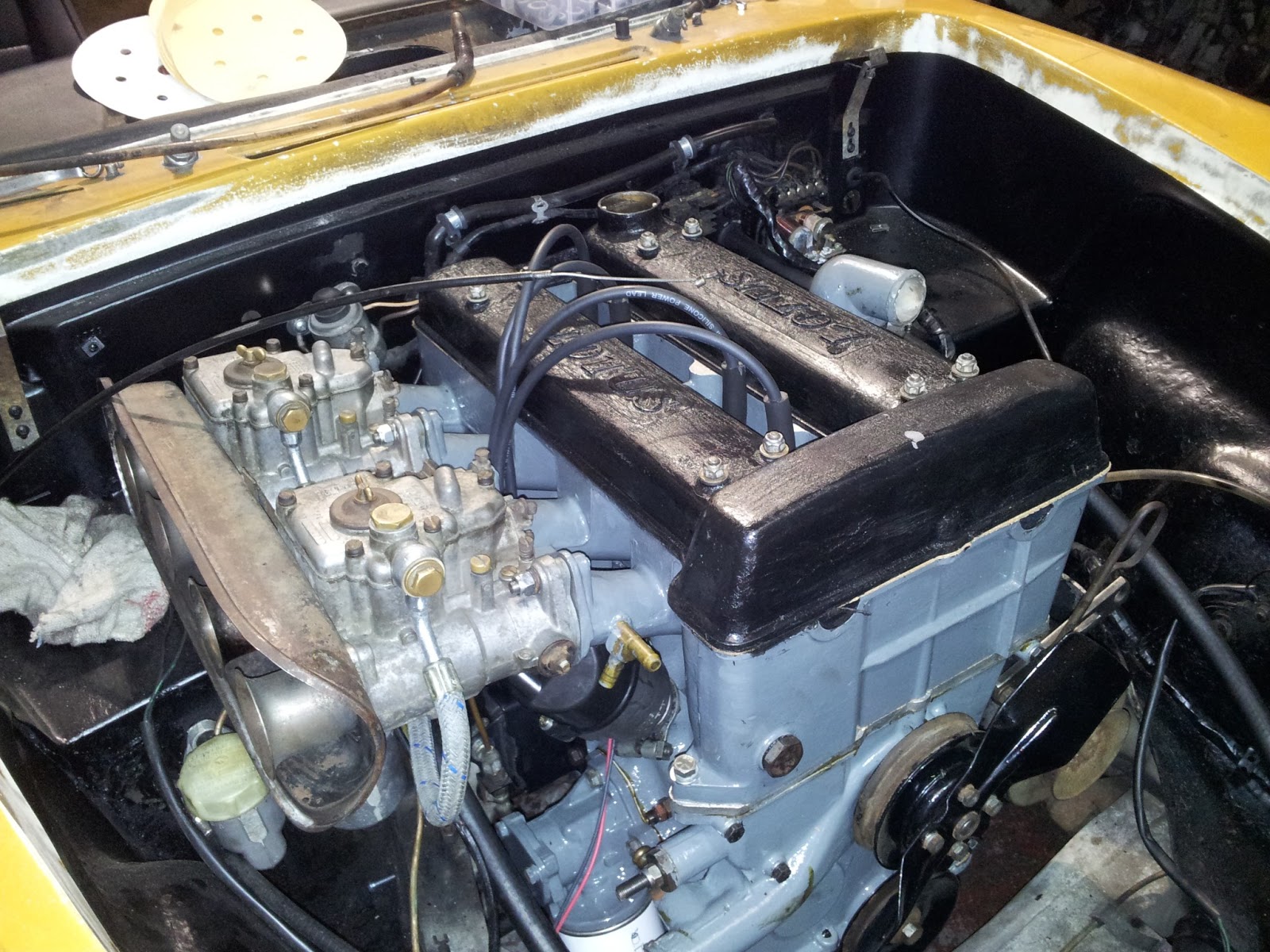 Lotus Elan S3 SE : Engine in......