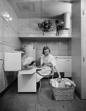 Instant House: The Lustron House