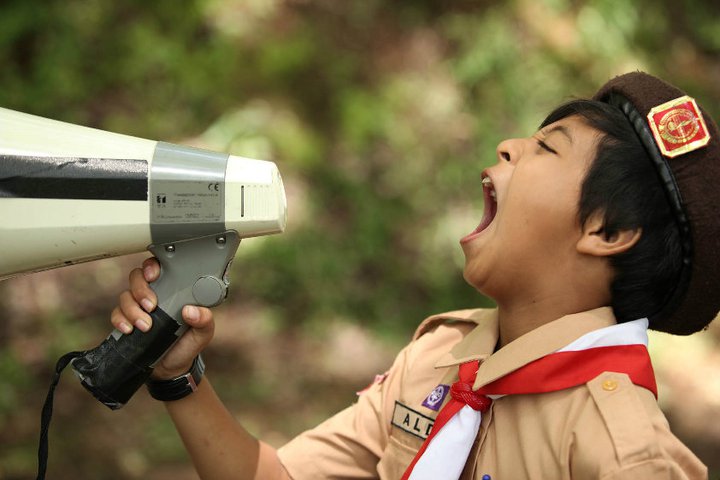 Negeri Seribu Kata: [Review Film] Lima Elang