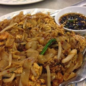 thiscoverynet: Homst TTDI Chinese Muslim and Doli Char Kuew Teaw TTDI