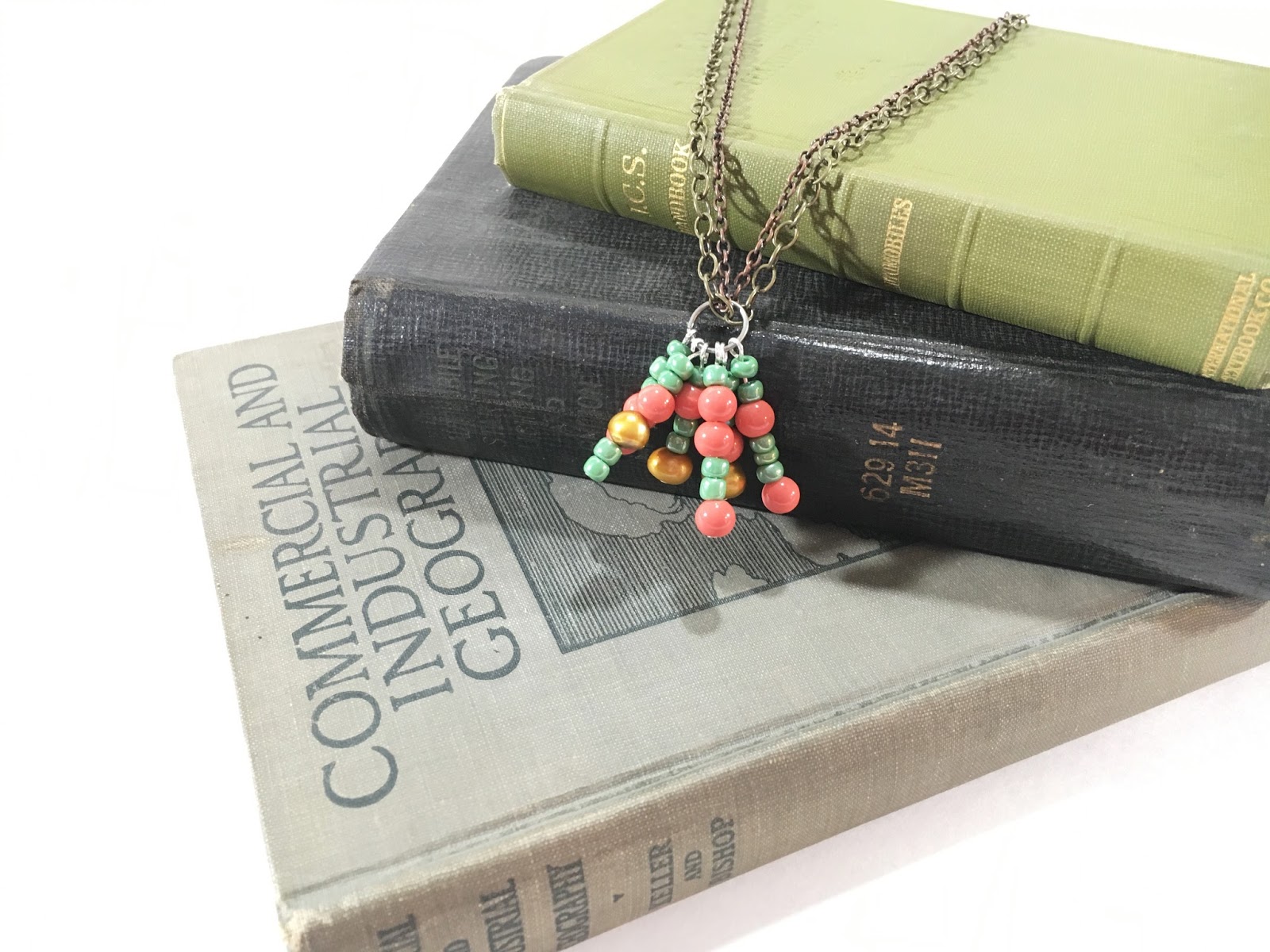 five sixteenths blog: Make it Monday // Easy Mixed Metal Cluster Necklace