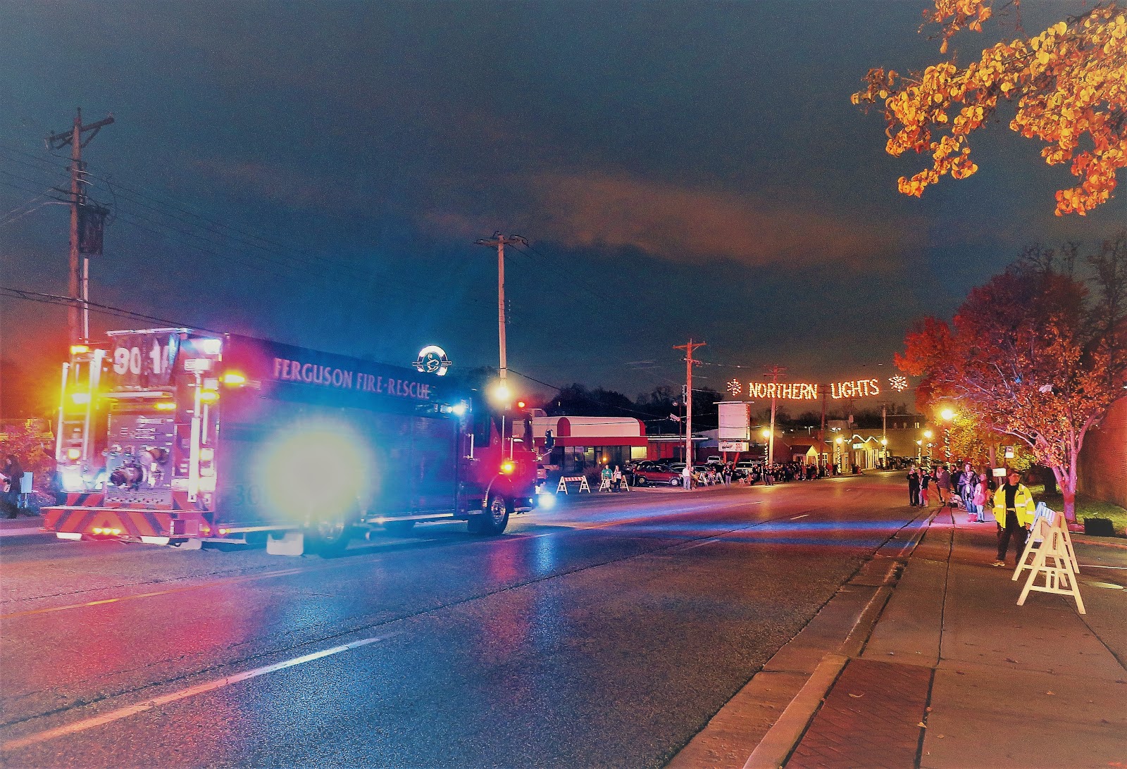 Living Rootless: May 2018