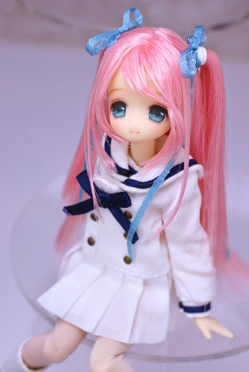 The Majokko Shop: A magnificent repaint artist with a super cute blog!