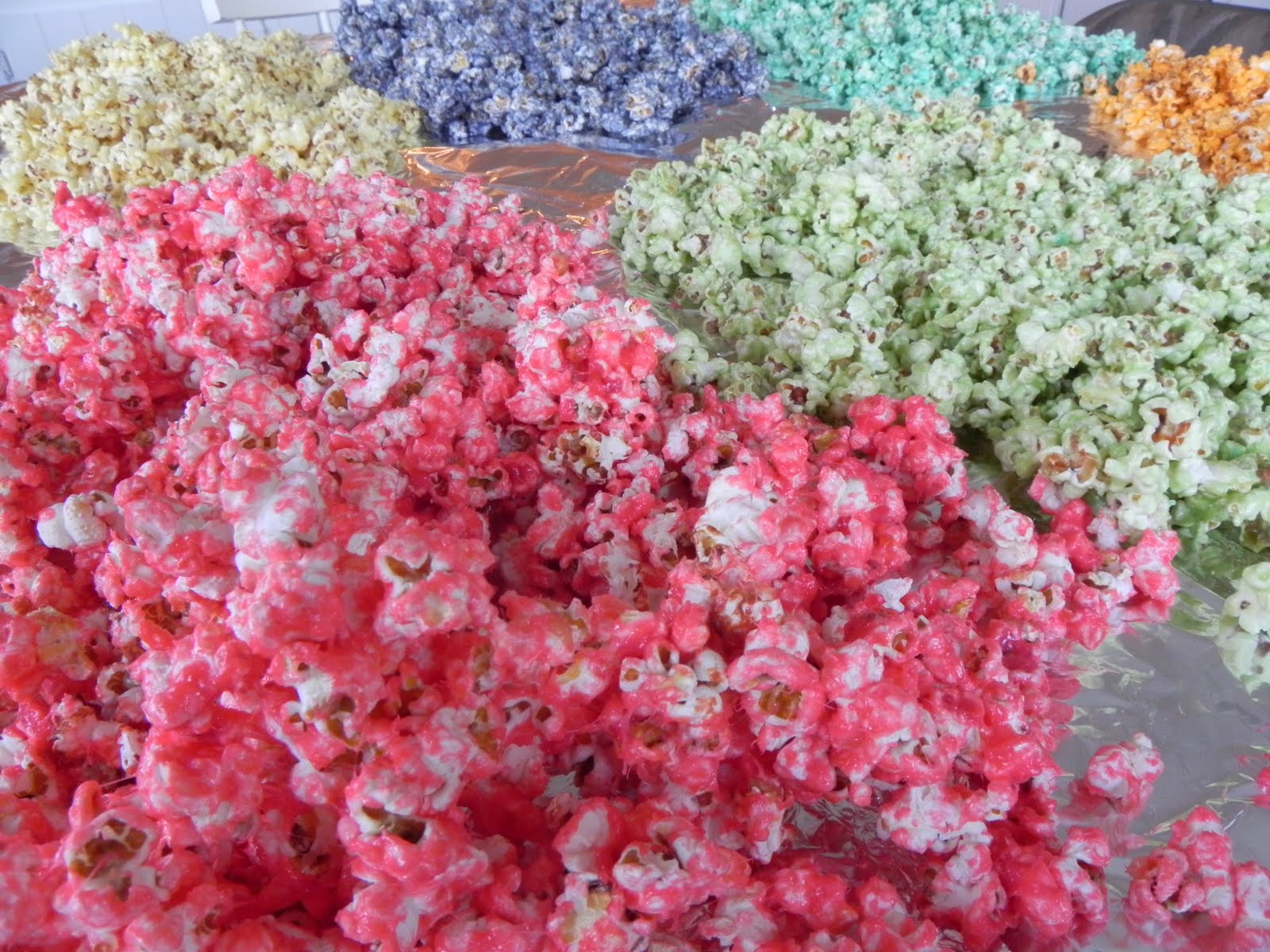 Gift of Simplicity: Candied Popcorn