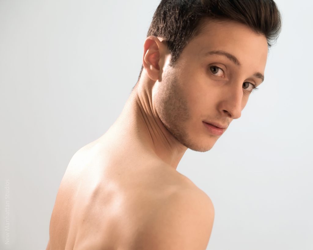 Favorite Hunks & Other Things: With Just His Body: Luca by New ...