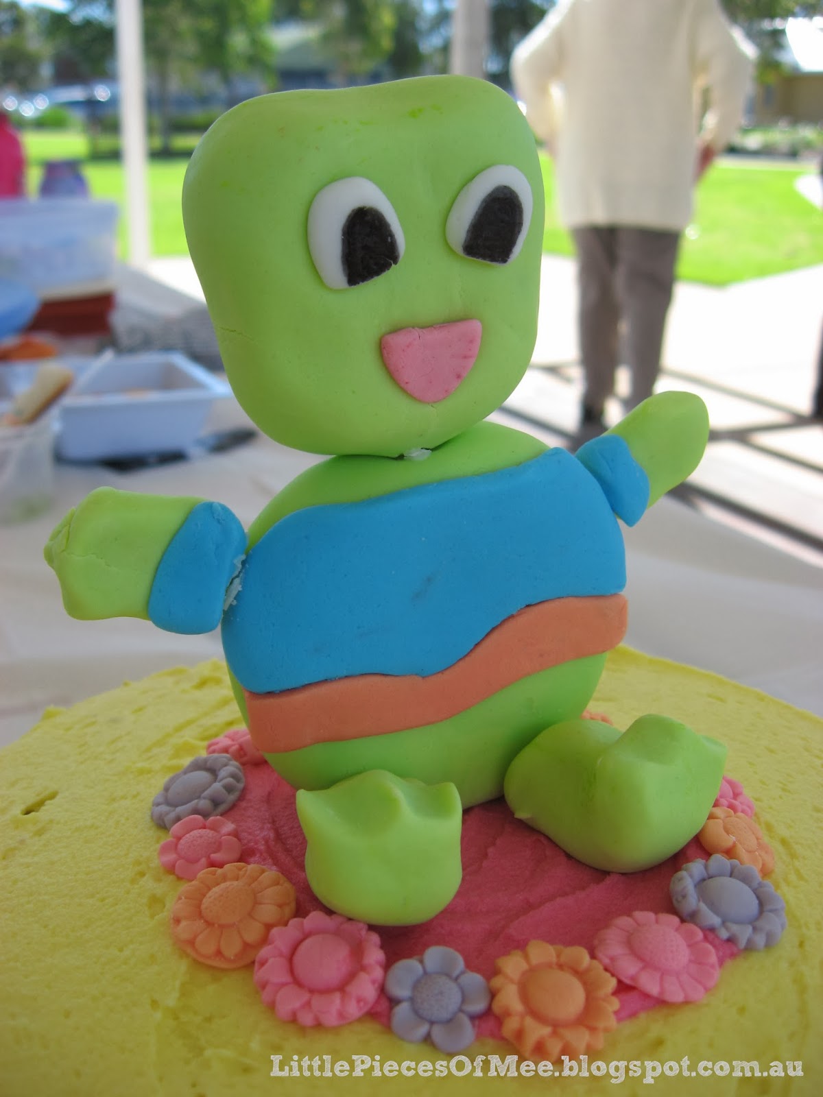 Little pieces of mee: Tad (the Leap Frog frog) party