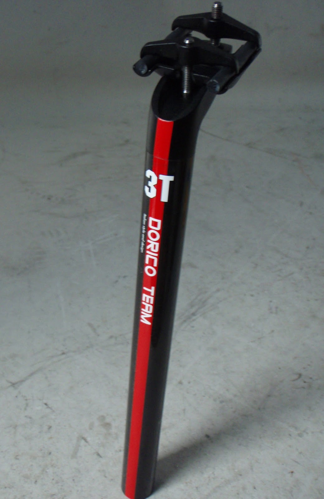 Frame and Wheel Selling Services: 3T Dorico Team carbon alloy seat post ...