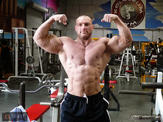 Fucken Hot Sexy Men: Sexy bodybuilder Petr Brezna