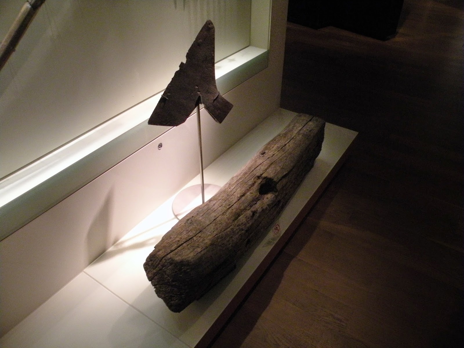 Excelsior: Burial Rites - Hannah Kent (2013)