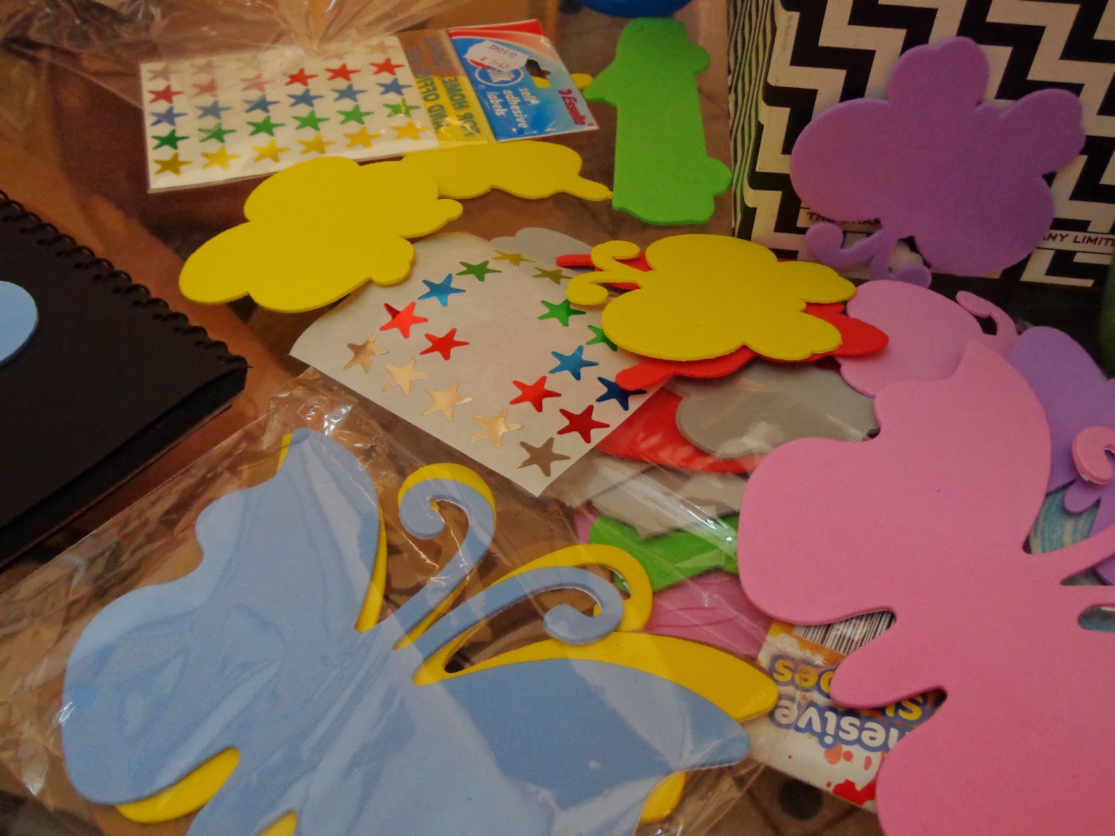 Montessori Mama in Saigon: What we're doing this week