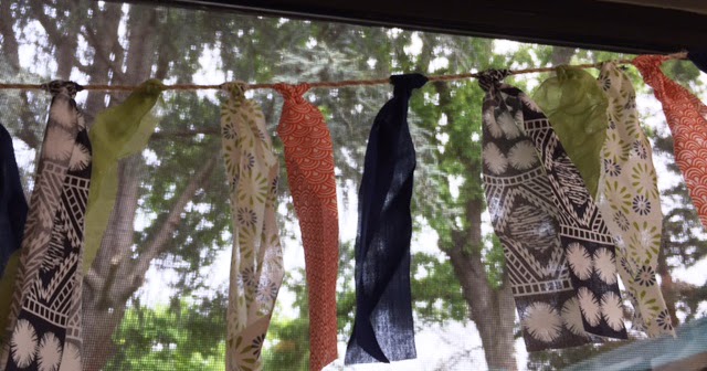 Killer Crafts & Crafty Killers: #CRAFTS WITH ANASTASIA--WINDOW STREAMERS