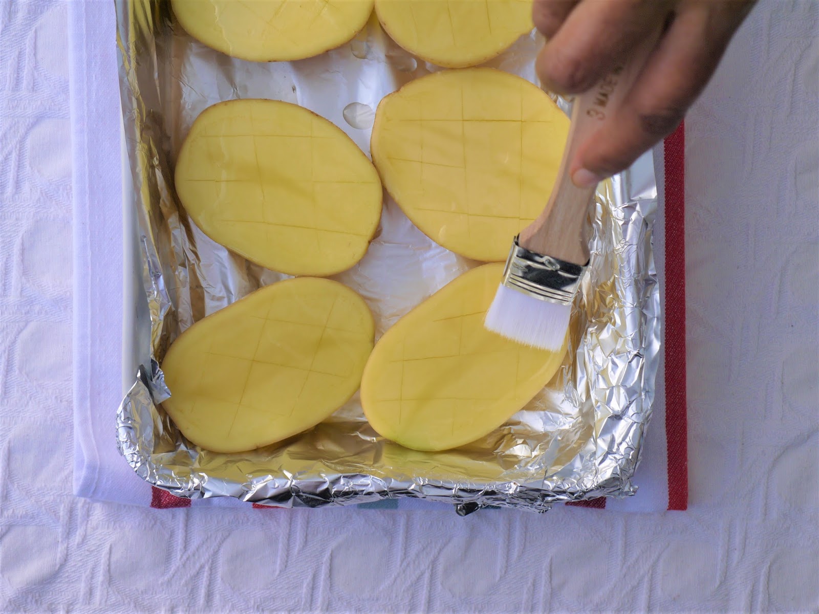 This Muslim Girl Bakes: Criss-Cross Potatoes.