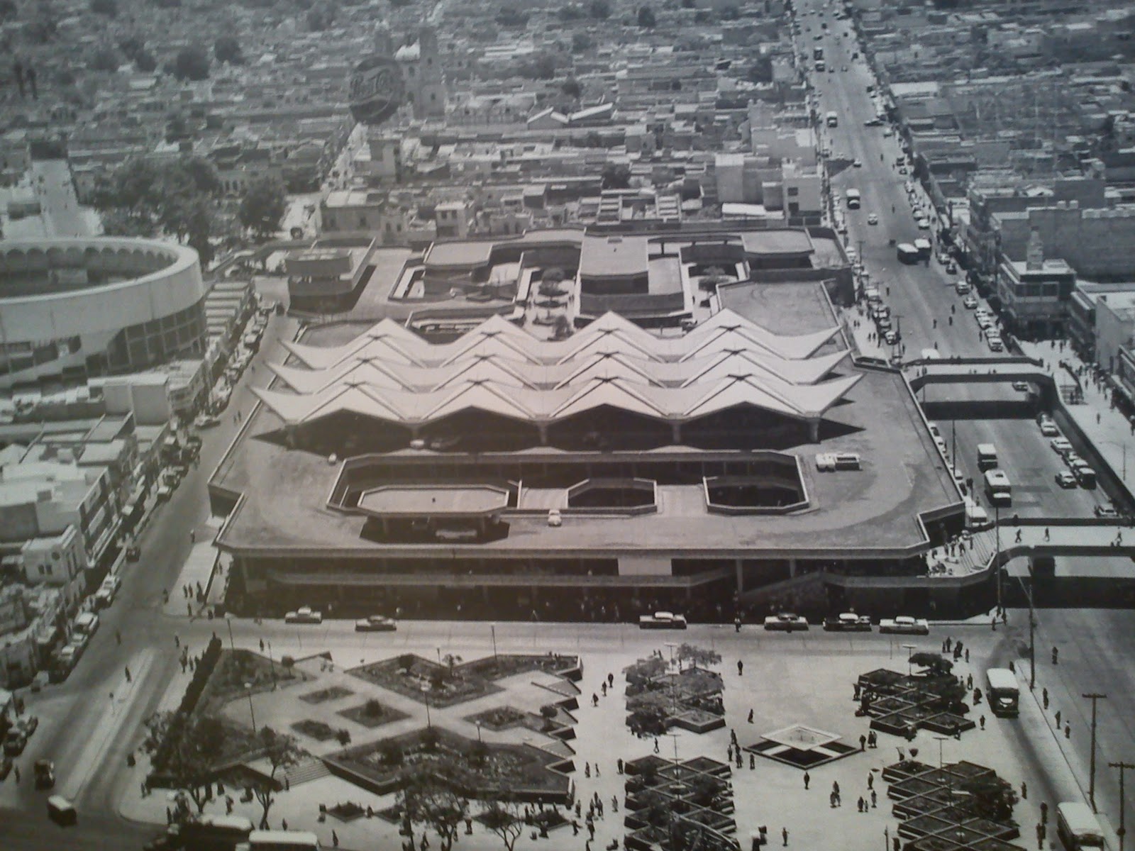 Intersticio, cultura arquitectónica...: Retrospectiva de Alejandro Zohn ...