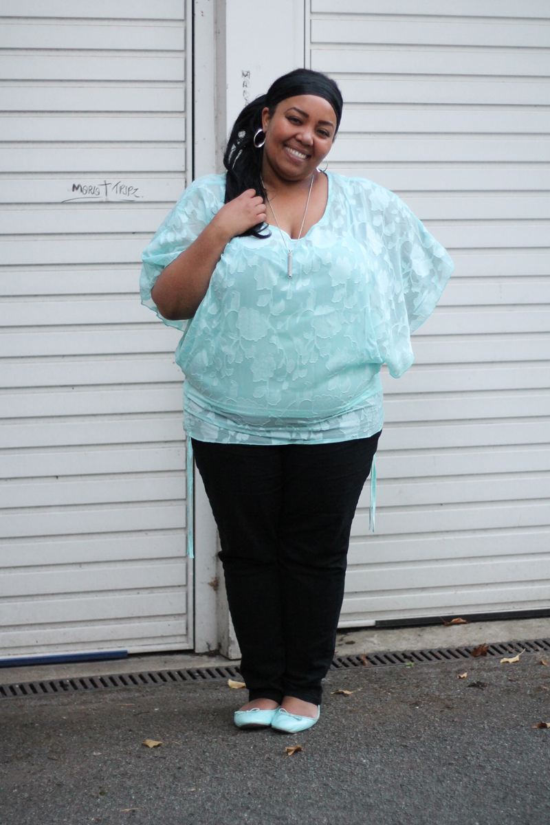 BeautyfulYouniverse: Summertime Fresh! A Polly Grace Review