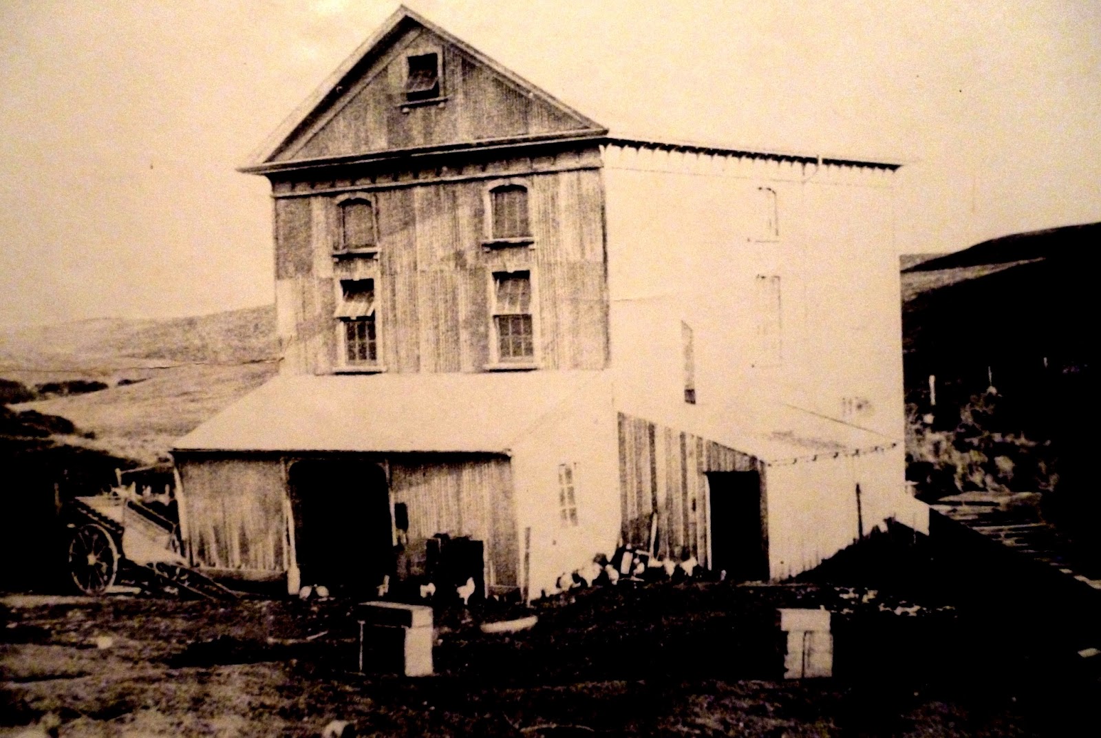 Dr Tony Shaw: Nigel Ogle's Tawhiti Museum, Hawera, New Zealand