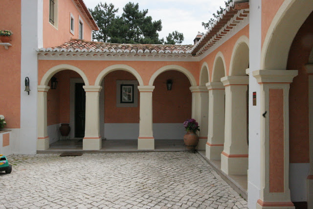 Thiago Braddell Arquitectura, Lda: Alpendres